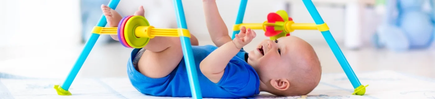 5 Manfaat Baby Gym dan Ide Aktivitasnya di Rumah