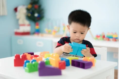 18 Cara Melatih Fokus Anak yang Tepat